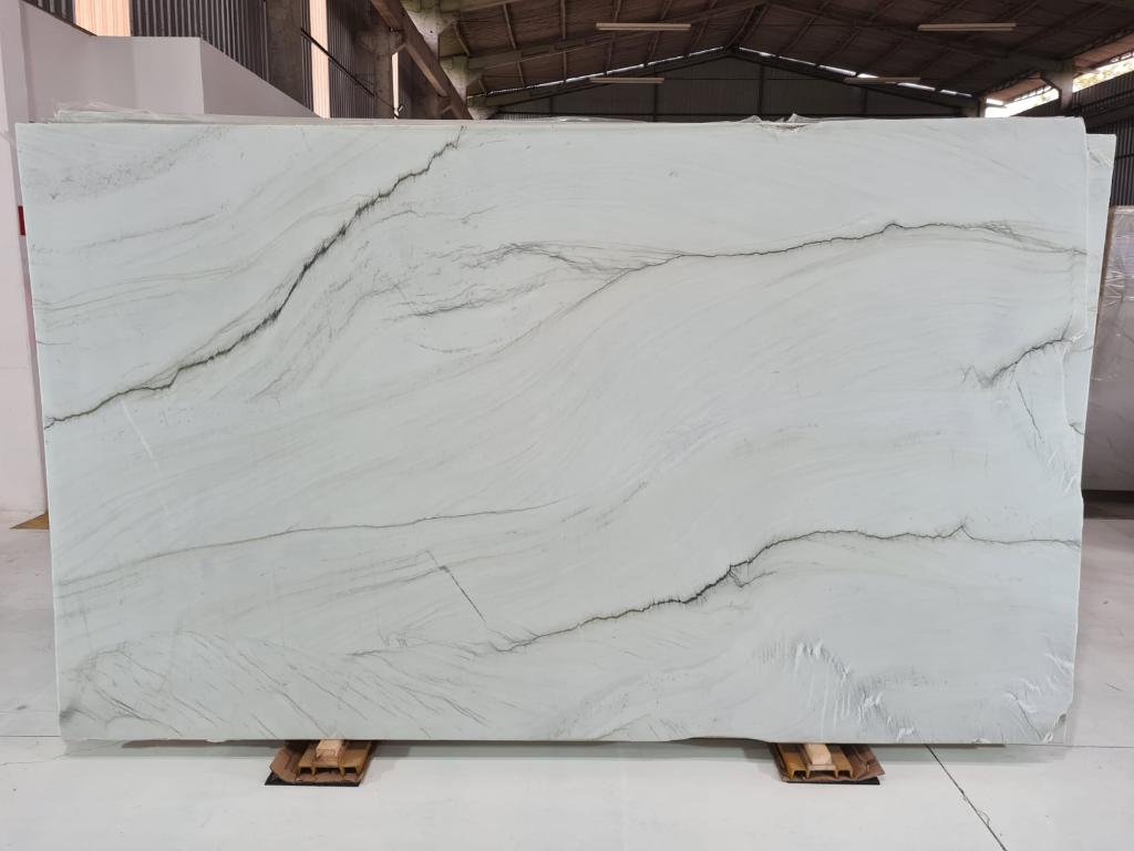 Luce Di Luna - Quartzite - Natural Stone | Architectural Surfaces
