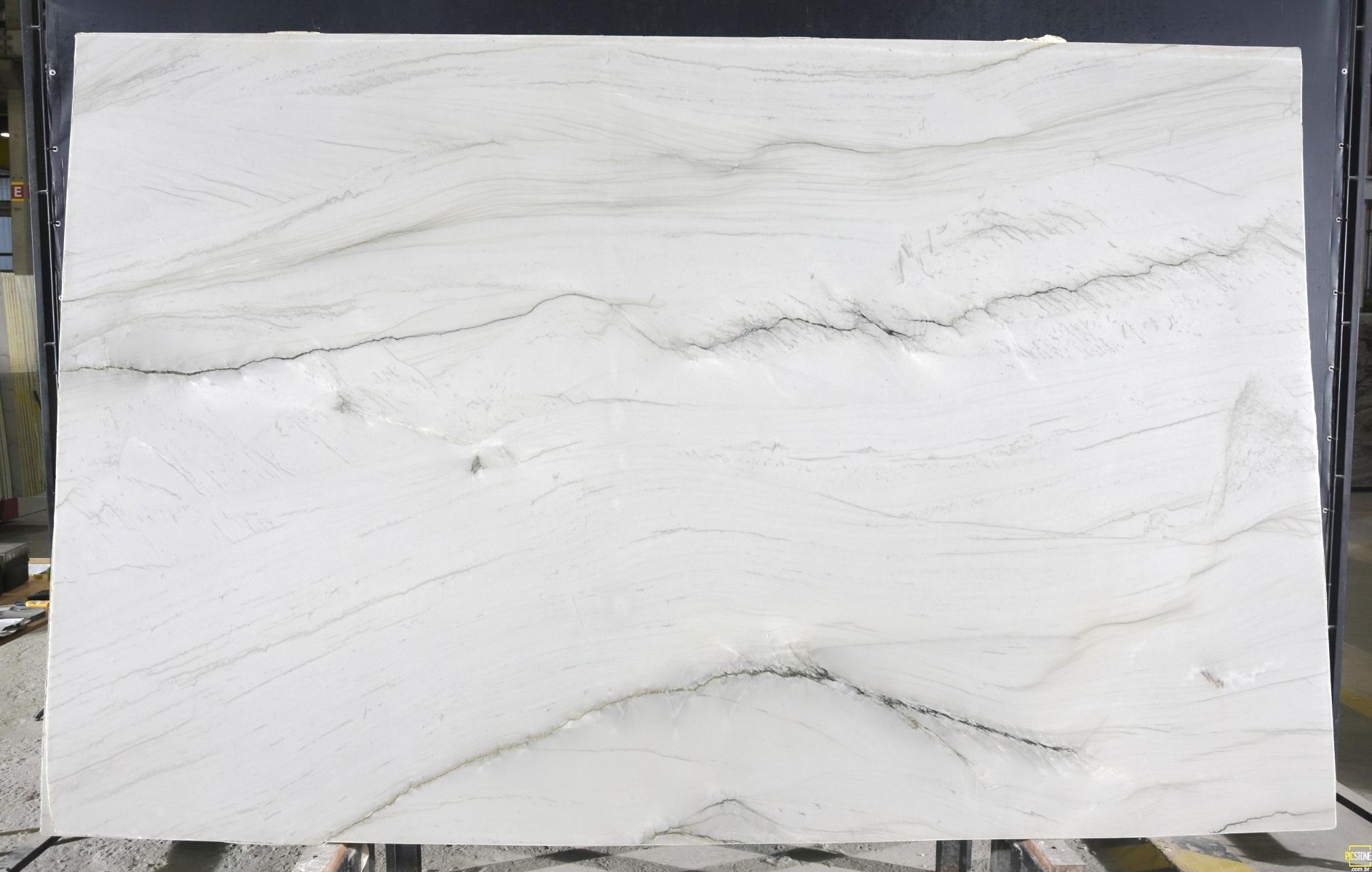 Luce Di Luna - Quartzite - Natural Stone | Architectural Surfaces