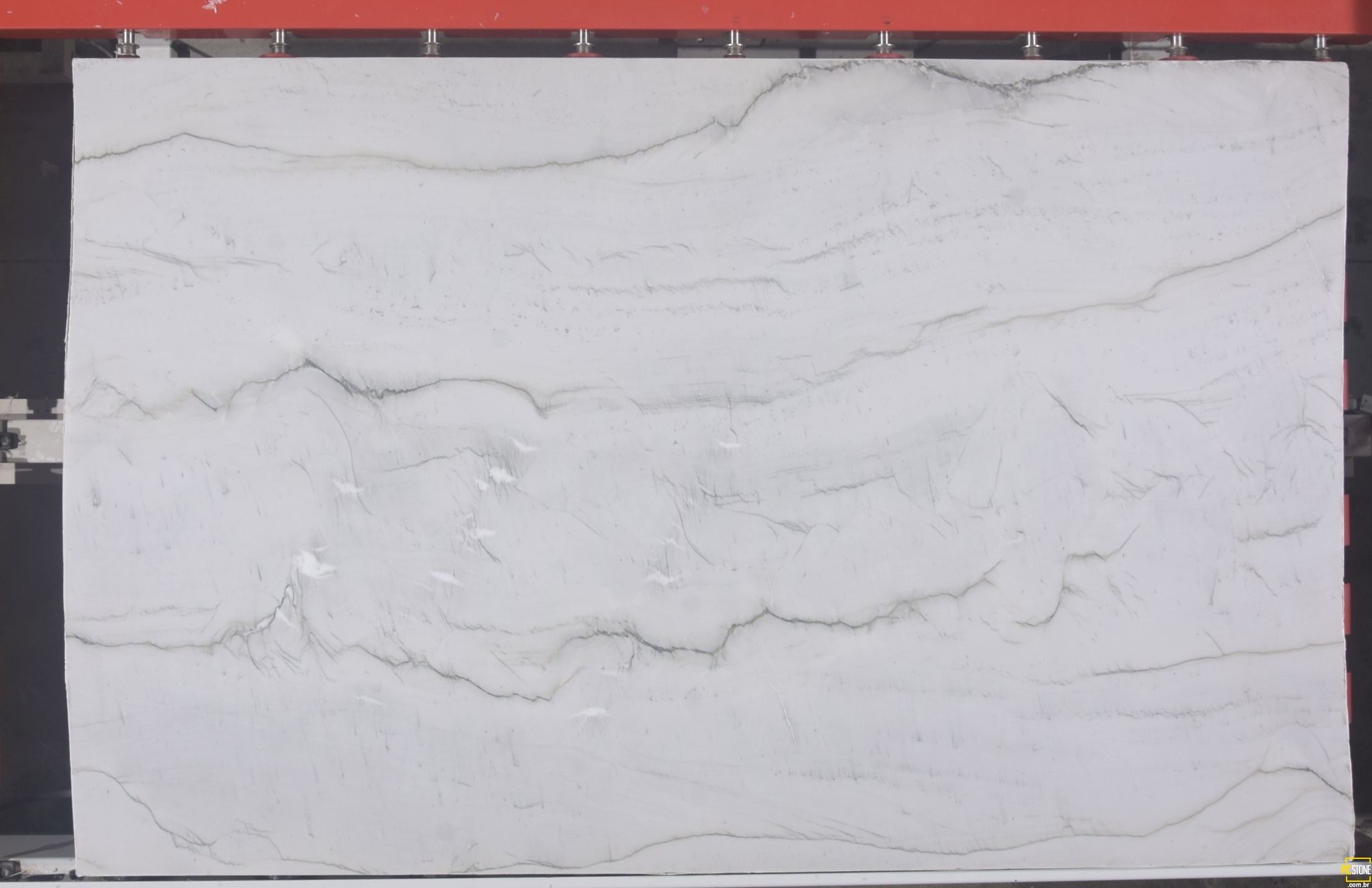 Luce Di Luna - Quartzite - Natural Stone | Architectural Surfaces