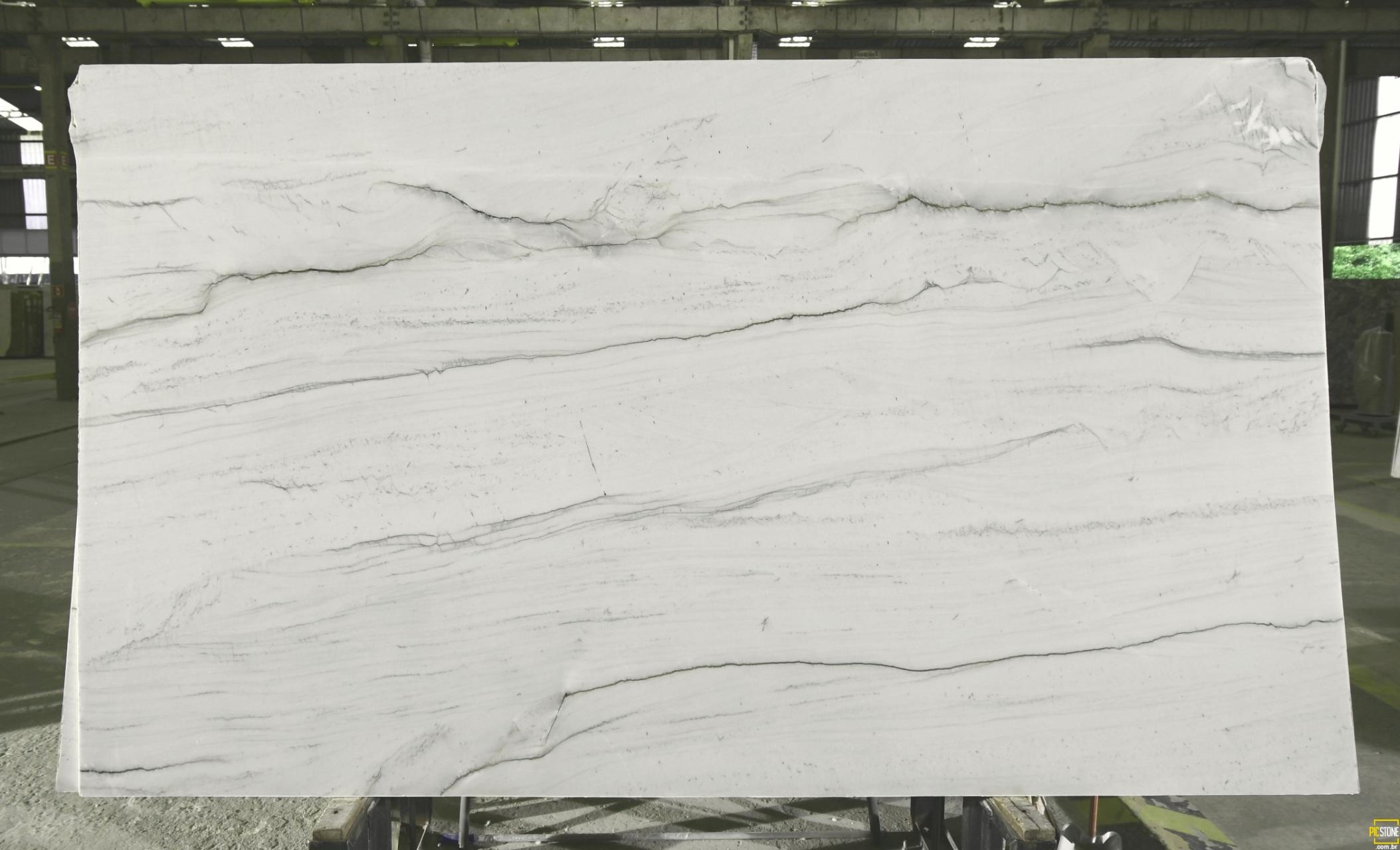Luce Di Luna - Quartzite - Natural Stone | Architectural Surfaces