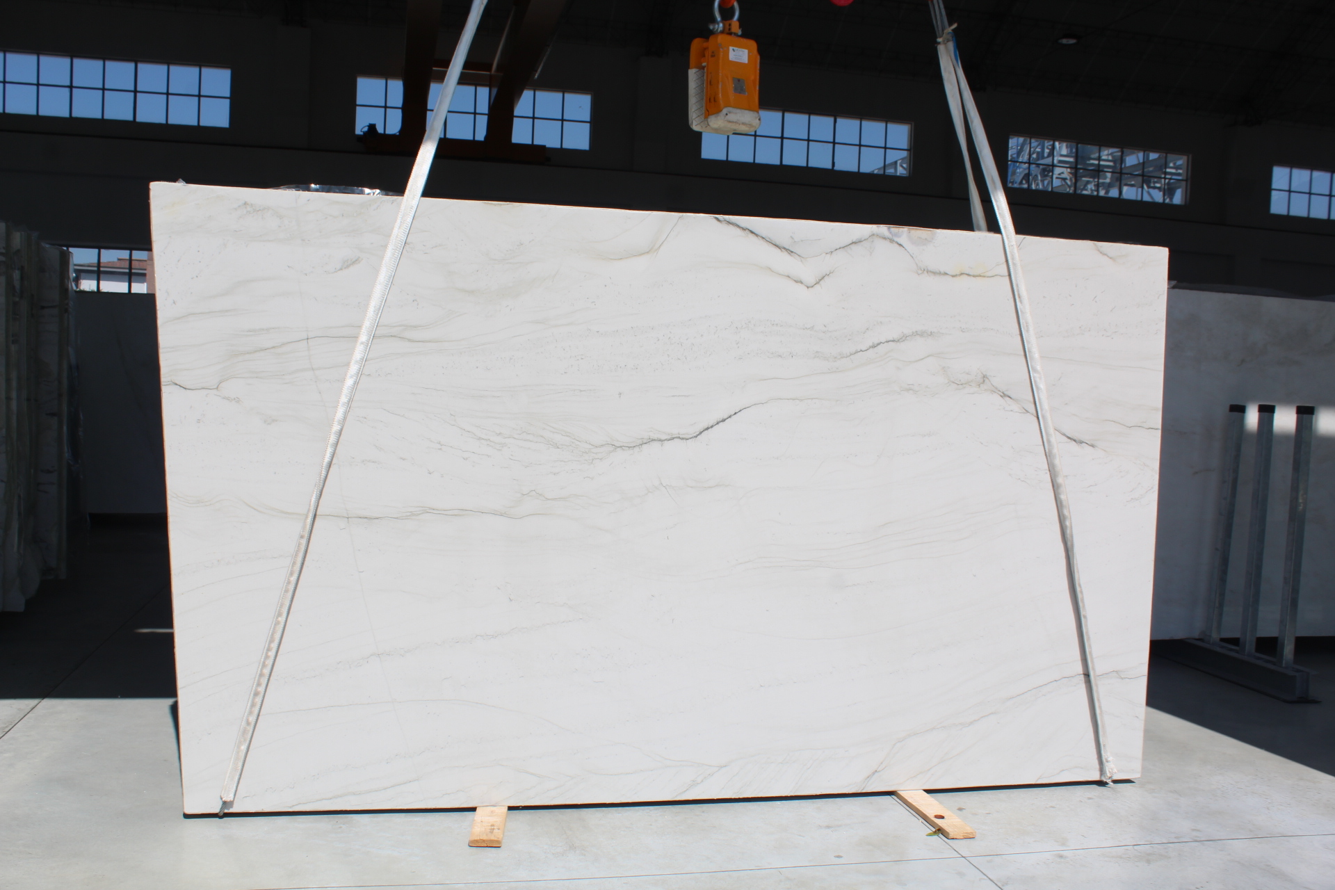 Luce Di Luna - Quartzite - Natural Stone | Architectural Surfaces