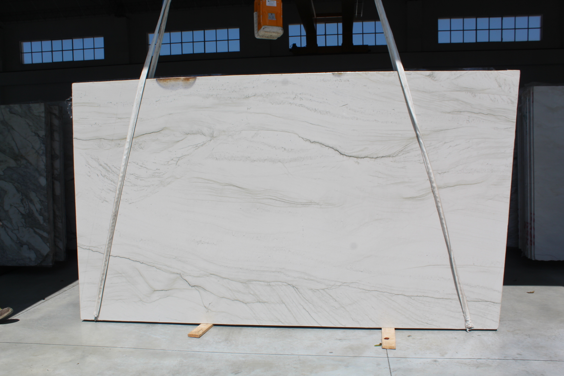 Luce Di Luna - Quartzite - Natural Stone | Architectural Surfaces