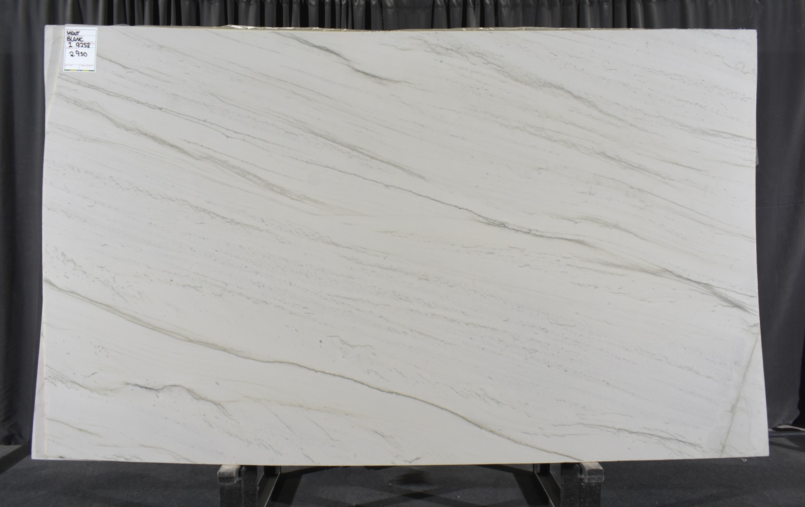 Luce Di Luna - Quartzite - Natural Stone | Architectural Surfaces