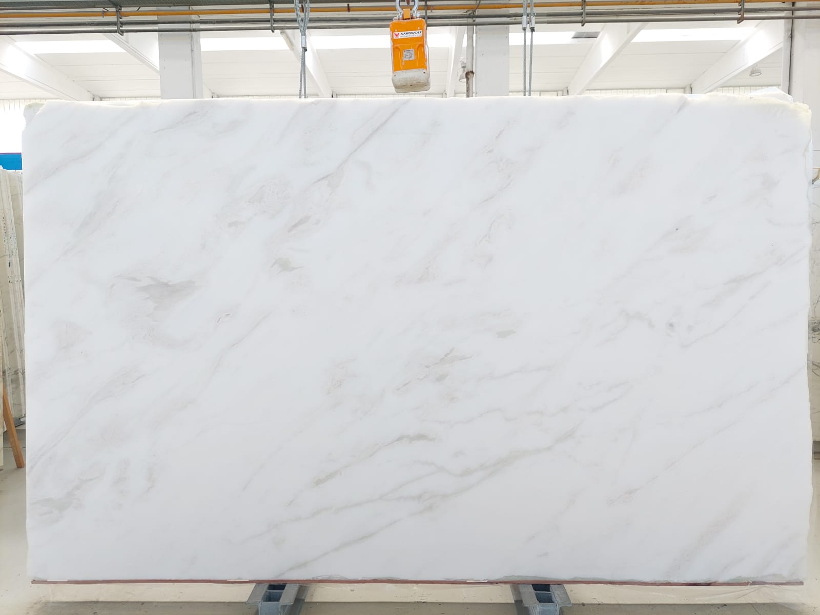 Calacatta Namibia Honed 2cm - DaVinci Marble